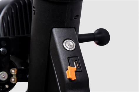 Keeway E Zi Mini černý Pilsen Scooter Garage