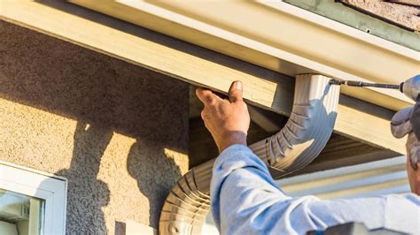5 Easy Steps And Pro Tips To Replace A Downspout