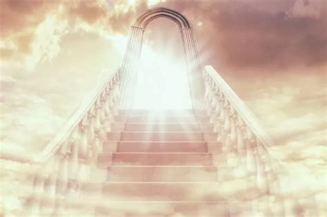 Boffins To Build 200000 Mile Stairway To Heaven So Robots Can Ferry
