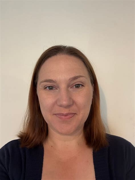 Helen Fakoya The Calm Birth School Hypnobirthing