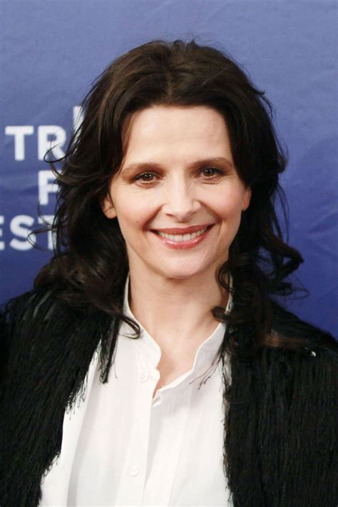 Q A Juliette Binoche On Filming A Masturbation Scene In Elles Vanity Fair