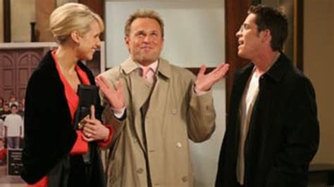 Forgotten 2000s Sitcom Is Marvel Stars First Leading Role Giant Freakin Robot