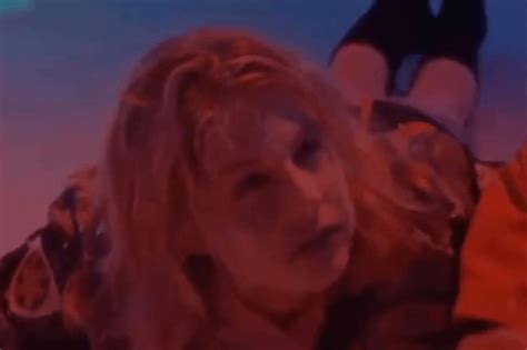 Alison Macinnis Rladieslayingonstomach