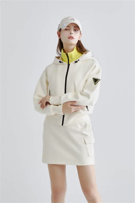 Challenger 빅 로고 저지 후디 점퍼 아이보리여성challenger