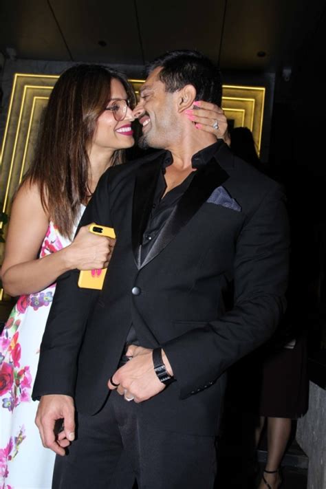 Karan Singh Grover And Bipasha Basu Spotted At Arth Resturant Photos