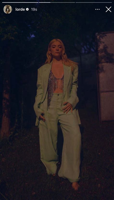 Happy Birthday To Lorde Ella Is 26 Today And She Just Posted These Photos To Her Story On Ig Nyc