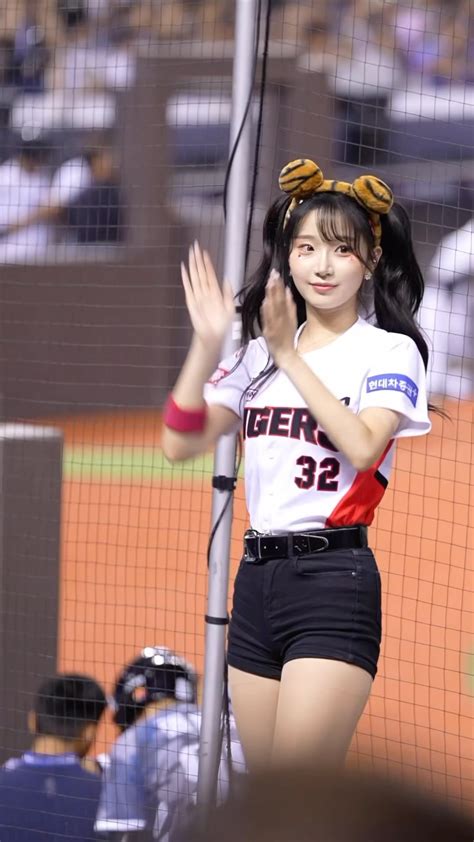 Cheerleader Cheerleaderkorean • Instagram Photos And Videos