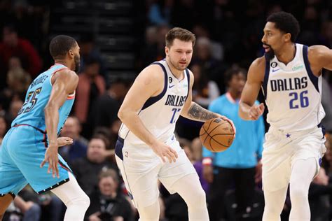 Luka Dončić’s absence, Dallas’ defense and more: Mavericks-Suns observations - The Athletic
