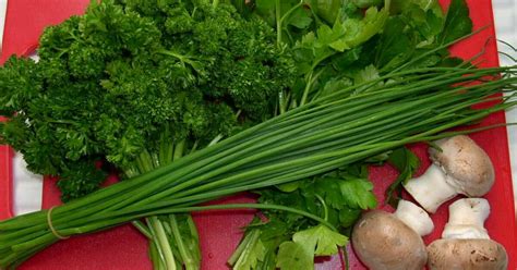 Salatdressing Grundrezept - einfach & lecker | DasKochrezept.de