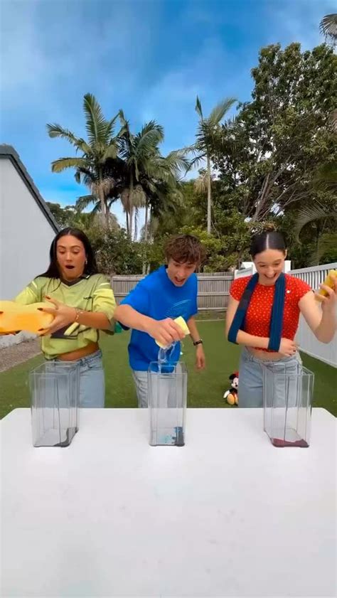 Lara Tomas Laratomas 99 • Instagram Photos And Videos