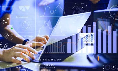 4 Essential Pillars Of Successful Data Analytics For Small Businesses