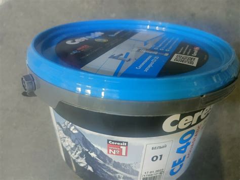 Затирка цементная Церезит CE 40 aquastatic 01 белая 2 кг — купить в ...