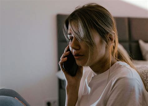 Aita For Divorcing My Husband Because He Spent 10 Minutes In The Car