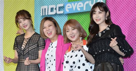 [포토] 박소현 김숙 박나래 전효성 비디오스타 1주년 화이팅