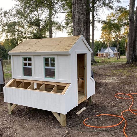 How To Build A Farmhouse Chicken Coop A Two Weekend Or Less Project