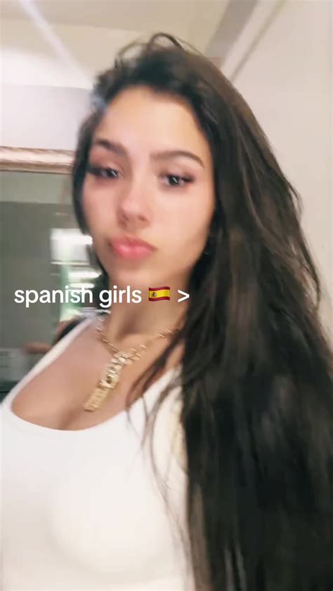 Fine Spanish Girls Art Portrait Of A Beautiful Spanish Girl Latin