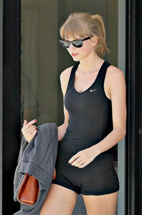 The Goddess Taylor Swift R Celebcameltoes