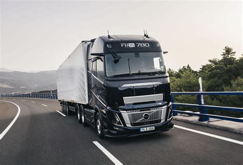 Volvo Lança Fh Aero E Apresenta Novo Fh16 De 780 Cavalos