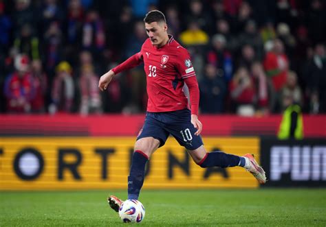 Bayer 04 Leverkusen Patrik Schick Vor Abflug In Die Türkei Fussballdaten