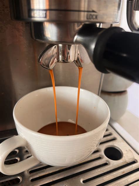 How To Use The Breville Barista Express To Make A Latte Full Hearted Home