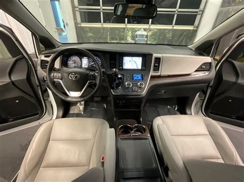 2019 Toyota Sienna Limited Premium Awd 1 Owner 22 000 Miles Local