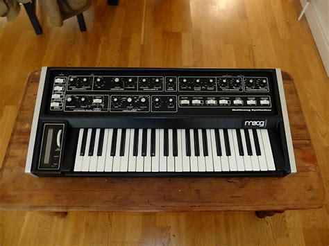 Moog Multimoog Black Reverb