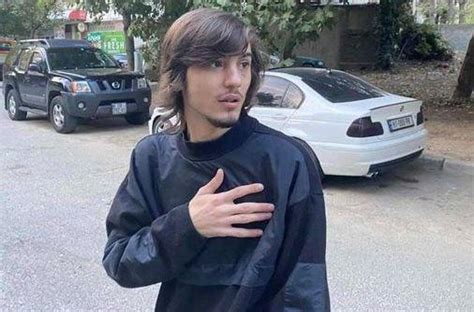 საჯარო სკოლა ტრაგედიის შესახებ ინფორმაციას ავრცელებს ვინ არის დაღუპული ბიჭი