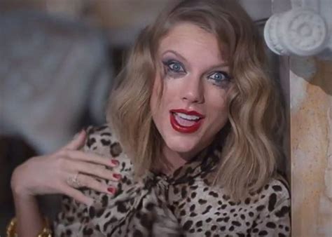 13 Taylor Swift Halloween Looks That Are Sure To Bring The Drama