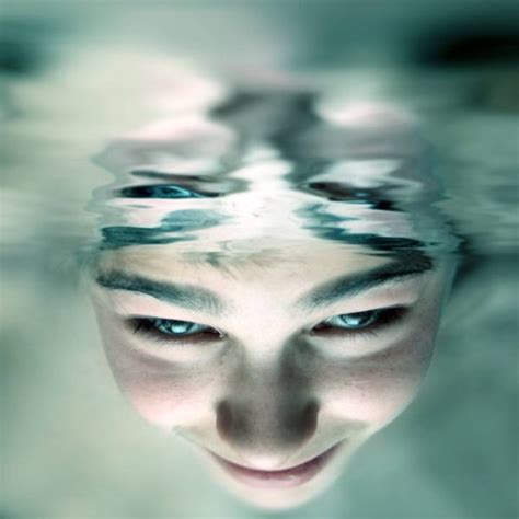 Can You Open Your Eyes Underwater Without Goggles Yes—heres How
