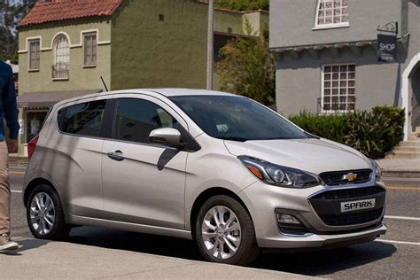 Discontinued Chevrolet Spark Features Specs Zigwheels