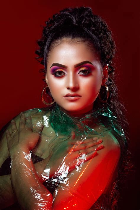 Expert In Photography Retouching Branding And