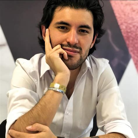 Puedes Hacer Este Estiramiento Todos Los Días 🧘 Recuerda Hacerla En Las