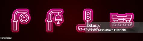 기차 역 시계 벨 신호등 및화물 열차 마차를 설정하십시오 빛나는 네온 아이콘입니다 벡터 0명에 대한 스톡 벡터 아트 및 기타 이미지 Istock