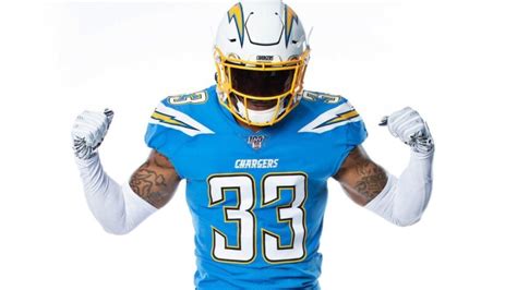 Chargers Switching To Powder Blues As Their Primary Uniform Los