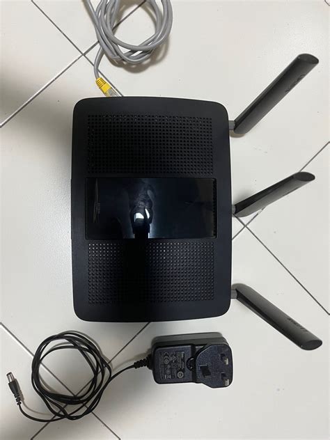 Linksys Router EA V Computers Tech Parts Accessories Networking On Carousell