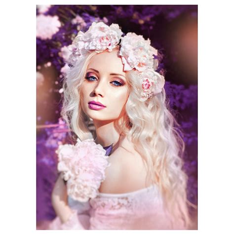 Картина по номерам Рыжий кот 30х40 см с акриловыми красками холст Красивая девушка с