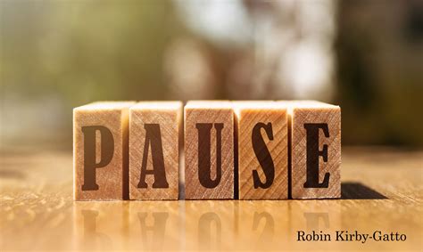 Pause Table IT