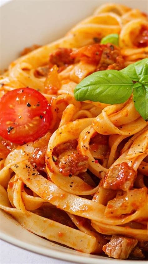 ‎مطبخ پایتخت‎ ‎پاستا فتوچینی رژیمی 😍 برای تهیه سس می توانید از گوشت