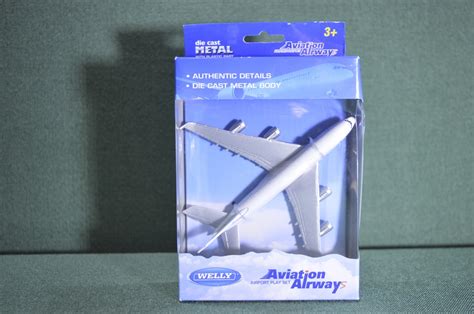 Купить Игрушка модель самолета Aviation Airways Аутентичнные детали