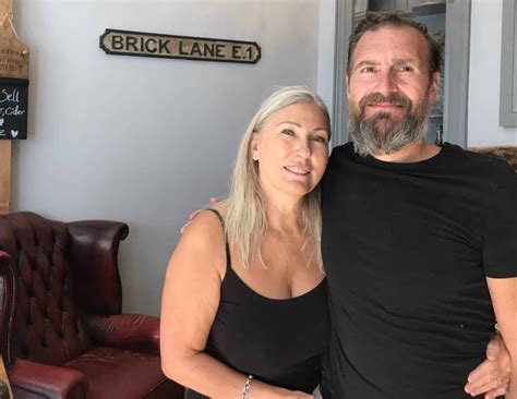 Chilli Bs Visit Hitchin