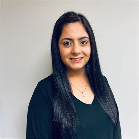 Riddhi Thakkar Linkedin