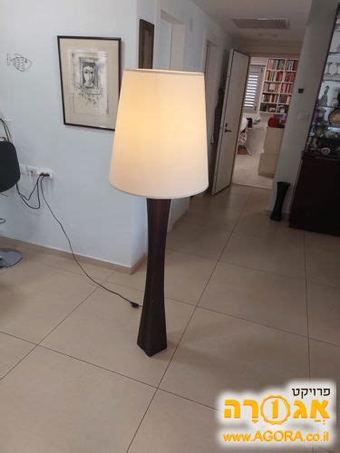 תמונה של מנורה עומדת למסירה בחינם מודעה 2708377