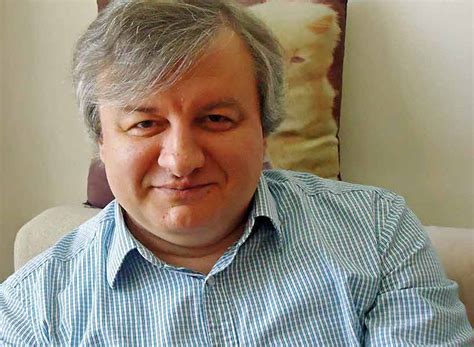 Plamen DÓynov Revista Imán