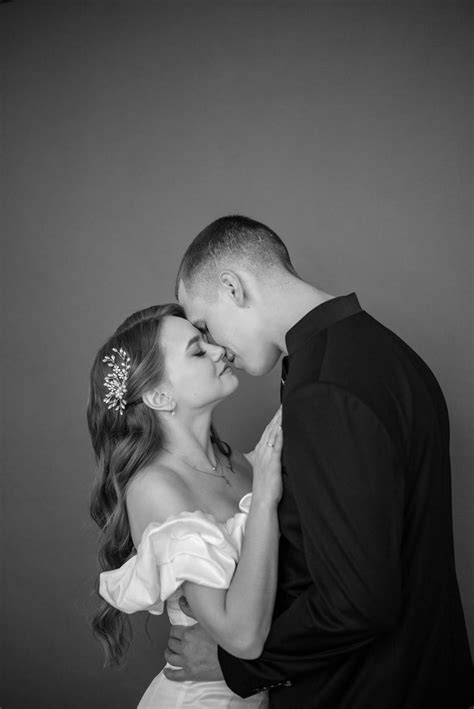Pin By Яся Левківська On Розпис прогулка 1 липня Wedding Photo