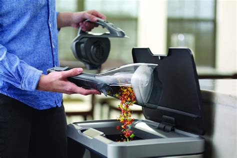 Choose Dust Busting Vacuum 2026