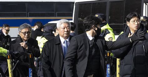 윤대통령 영장심사 역대 최장기록 깰까…서훈 전 실장 10시간