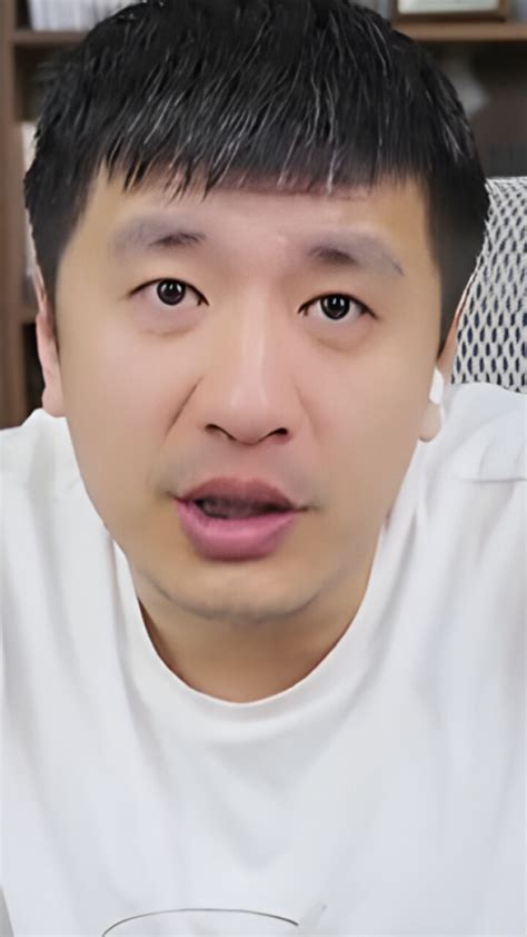 张雪峰称给公司350人发2000万年终奖，平均每人近57万元腾讯新闻