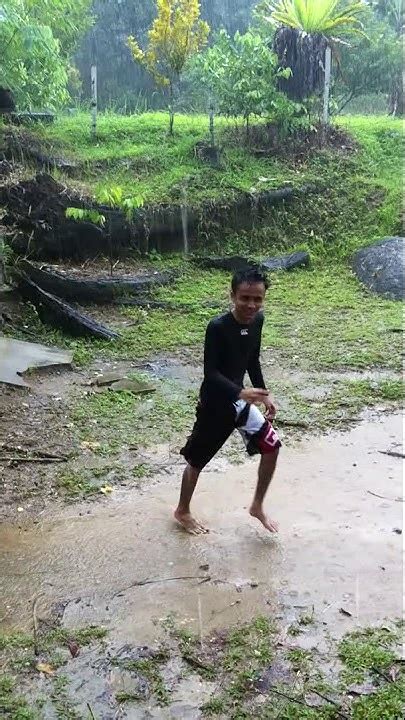 Tom Shuffling Solo Youtube