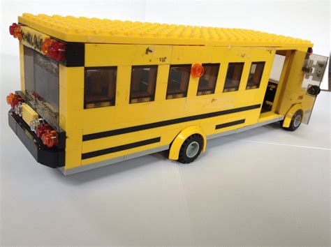 LEGO IDEAS - School Bus