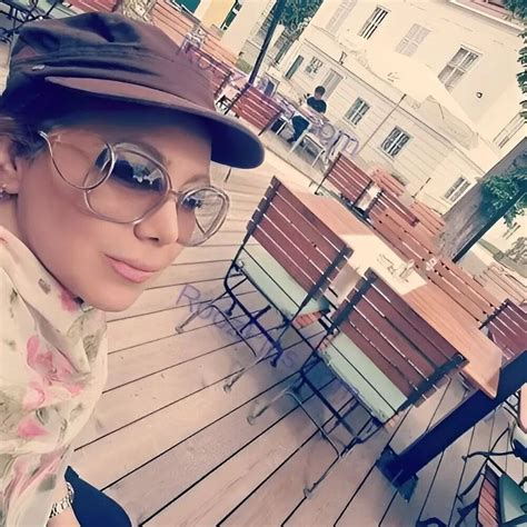 عکس پرکارترین سلبریتی زن صدا و سیما به لندن مهاجرت کرد؟ همشهری آنلاین